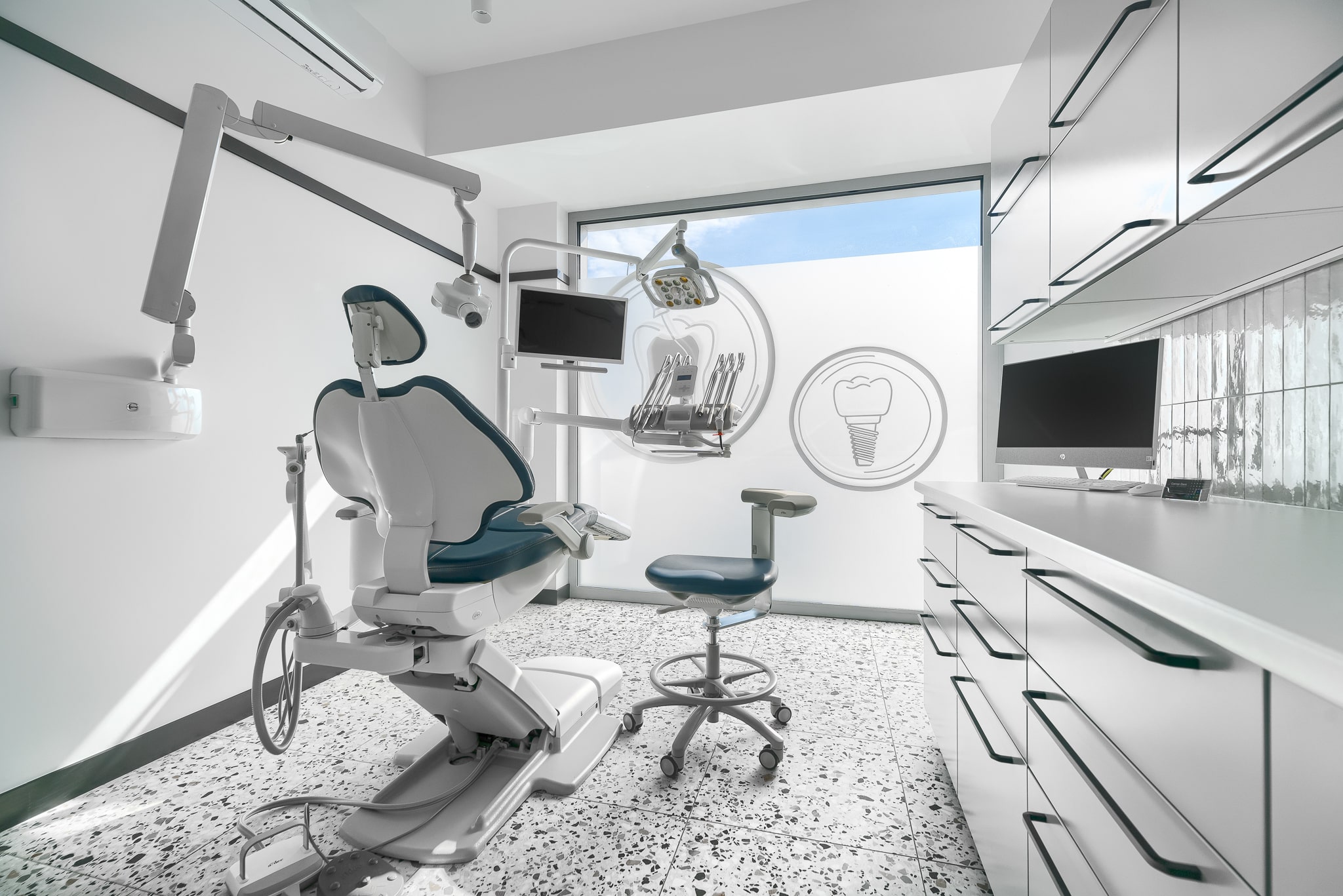 Corner Dent – dentysta stomatologia Słubice